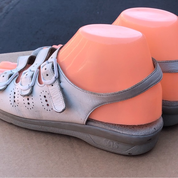 SAS | Shoes | Sas Womens White Leather Duo Quarter Strap Ankle Tripad Comfort Sandals Size 7w ...